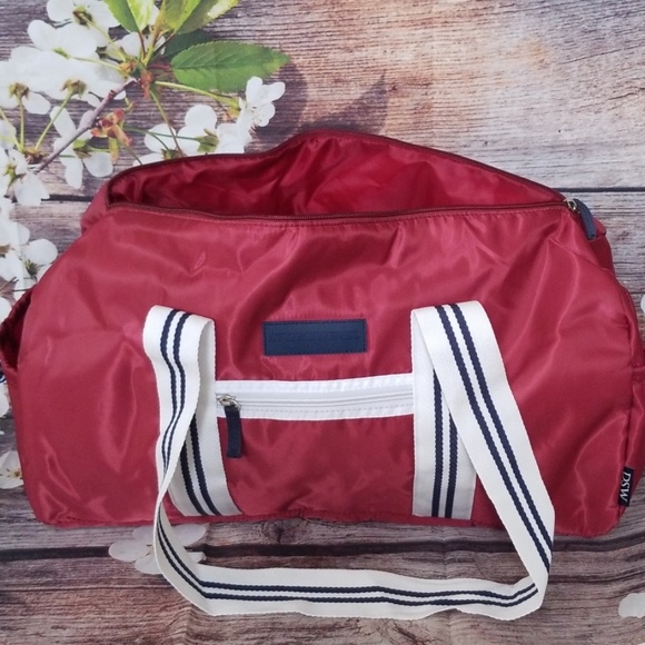 Skechers | Bags | Skechers Duffle Bag | Poshmark